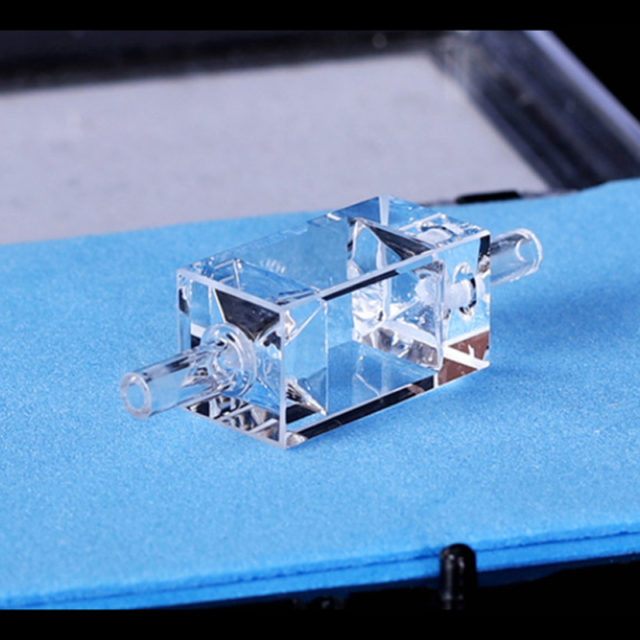Flow 10mm, 1.5mL, 4 Windows, HTR, Single Channel With Inlet And Outlet ...